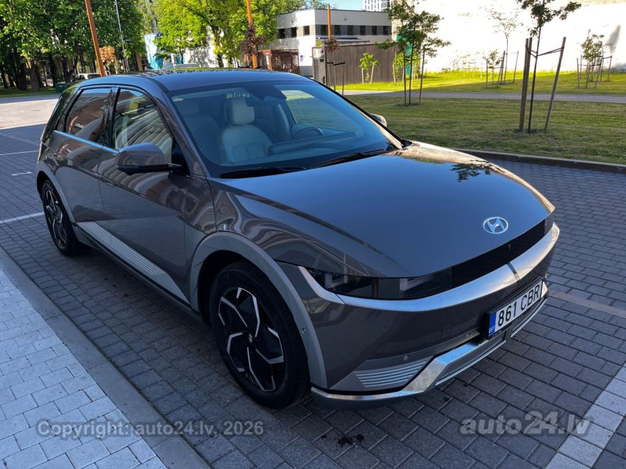 Grey Hyundai Ioniq 5 2022 in Tallinn, with an engine capacity of 0.00 L and mileage of 85 thousand km for 32900 €, photo 4 on AUTOMOTO.COM.LV