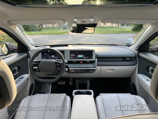 Серый Хендай Ioniq 5 2022 в Таллин, объемом двигателя 0.00 л и пробегом 55 тыс. км за 34900 €, фото 8 на AUTOMOTO.COM.LV