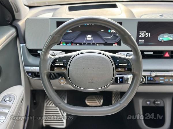 Серый Хендай Ioniq 5 2022 в Таллин, объемом двигателя 0.00 л и пробегом 55 тыс. км за 34900 €, фото 10 на AUTOMOTO.COM.LV