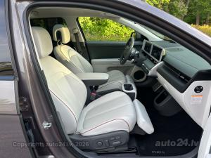 Серый Хендай Ioniq 5 2022 в Таллин, объемом двигателя 0.00 л и пробегом 55 тыс. км за 34900 €, фото 13 на AUTOMOTO.COM.LV