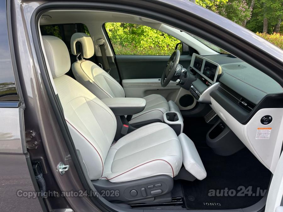 Серый Хендай Ioniq 5 2022 в Таллин, объемом двигателя 0.00 л и пробегом 55 тыс. км за 34900 €, фото 13 на AUTOMOTO.COM.LV