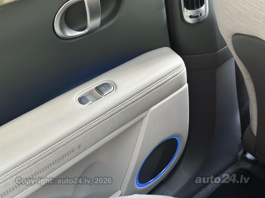 Серый Хендай Ioniq 5 2022 в Таллин, объемом двигателя 0.00 л и пробегом 55 тыс. км за 34900 €, фото 18 на AUTOMOTO.COM.LV
