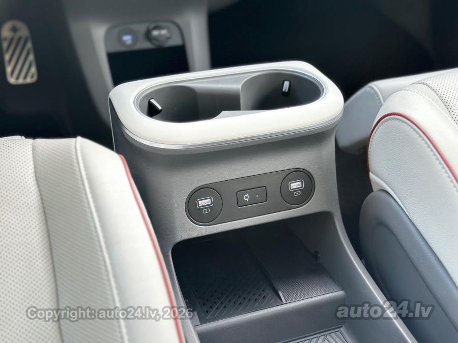 Серый Хендай Ioniq 5 2022 в Таллин, объемом двигателя 0.00 л и пробегом 55 тыс. км за 34900 €, фото 21 на AUTOMOTO.COM.LV
