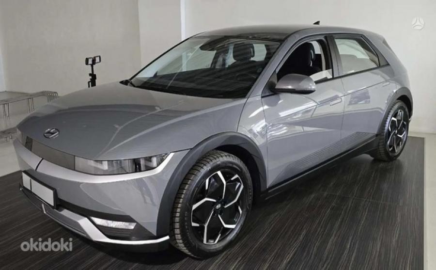 Grey Hyundai Ioniq 5 2022 in Tallinn, with an engine capacity of 0.00 L and mileage of 40 thousand km for 29000 €, photo 3 on AUTOMOTO.COM.LV