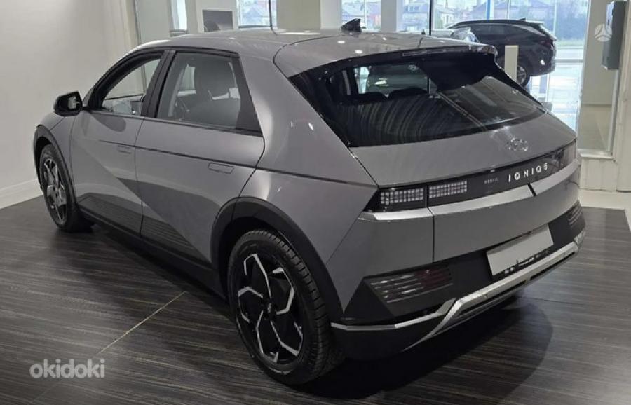 Grey Hyundai Ioniq 5 2022 in Tallinn, with an engine capacity of 0.00 L and mileage of 40 thousand km for 29000 €, photo 6 on AUTOMOTO.COM.LV
