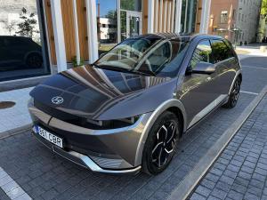 Серый Хендай Ioniq 5 2022 в Таллин, объемом двигателя 0.00 л и пробегом 85 тыс. км за 30900 €, фото 3 на AUTOMOTO.COM.LV