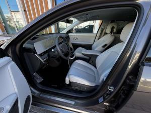 Серый Хендай Ioniq 5 2022 в Таллин, объемом двигателя 0.00 л и пробегом 85 тыс. км за 30900 €, фото 11 на AUTOMOTO.COM.LV