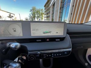 Серый Хендай Ioniq 5 2022 в Таллин, объемом двигателя 0.00 л и пробегом 85 тыс. км за 30900 €, фото 12 на AUTOMOTO.COM.LV