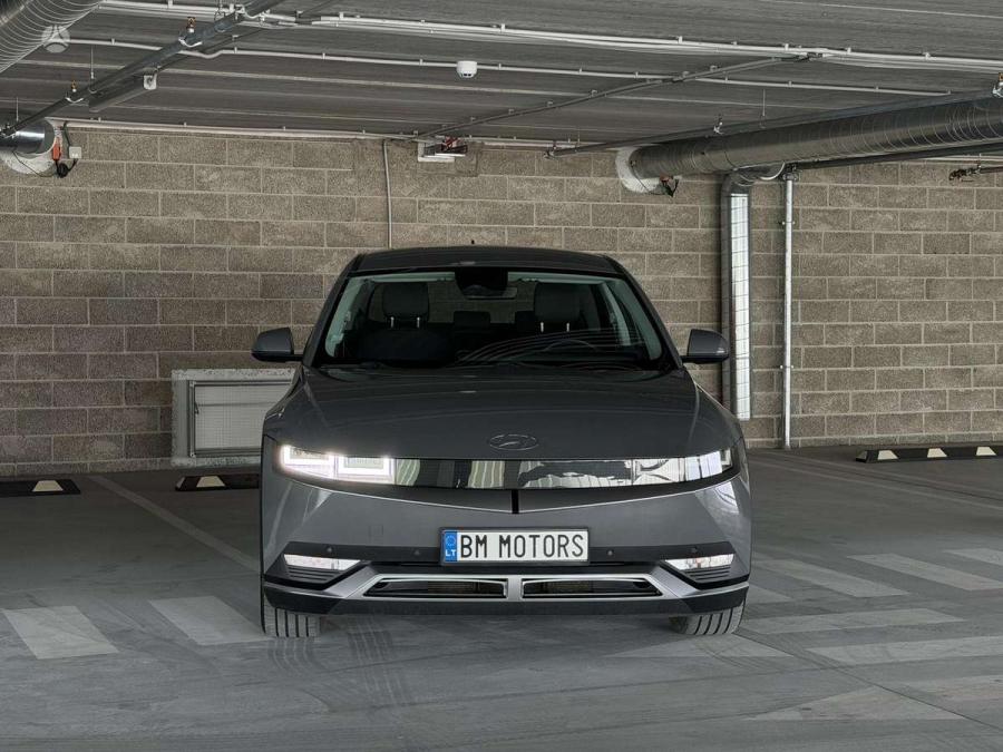 Серый Хендай Ioniq 5 2022 в Вильнюс, объемом двигателя 0.00 л и пробегом 78 тыс. км за 22000 €, фото 8 на AUTOMOTO.COM.LV