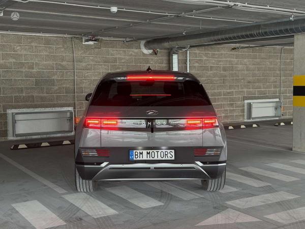 Pelēks Hyundai Ioniq 5 2022 Viļņa, ar dzinēja tilpumu 0.00 L un nobraukumu 78 tūkst. km par 22000 €, foto 8 vietnē AUTOMOTO.COM.LV