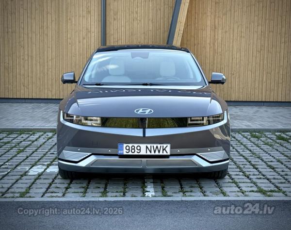 Hyundai Ioniq 5 2022 in Tallinn on AUTOMOTO.COM.LV Grey Hyundai Ioniq 5 2022 in Tallinn, with an engine capacity of 0.00 L and mileage of 60 thousand km for 34200 €, photo 8 on AUTOMOTO.COM.LV