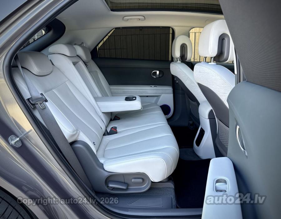 Серый Хендай Ioniq 5 2022 в Таллин, объемом двигателя 0.00 л и пробегом 60 тыс. км за 34200 €, фото 14 на AUTOMOTO.COM.LV
