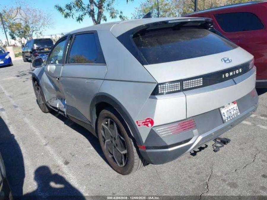 Grey Hyundai Ioniq 5 2023 in Siauliai, with an engine capacity of 0.00 L and mileage of 35 thousand km for 23000 €, photo 3 on AUTOMOTO.COM.LV