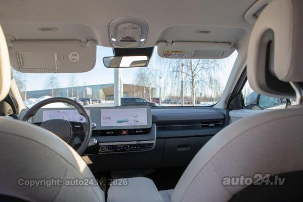 Серый Хендай Ioniq 5 2023 в Тарту, объемом двигателя 0.00 л и пробегом 63 тыс. км за 34000 €, фото 11 на AUTOMOTO.COM.LV