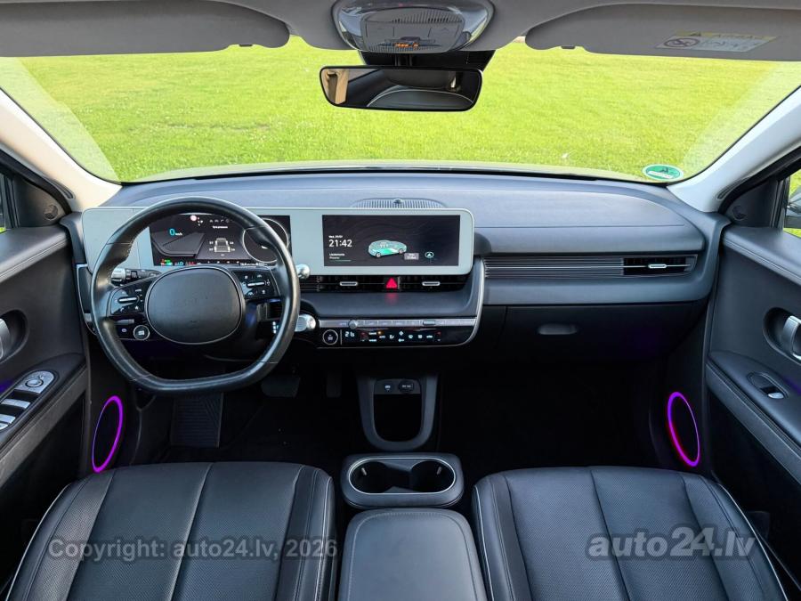 Серый Хендай Ioniq 5 2023 в Тарту, объемом двигателя 0.00 л и пробегом 43 тыс. км за 33500 €, фото 11 на AUTOMOTO.COM.LV