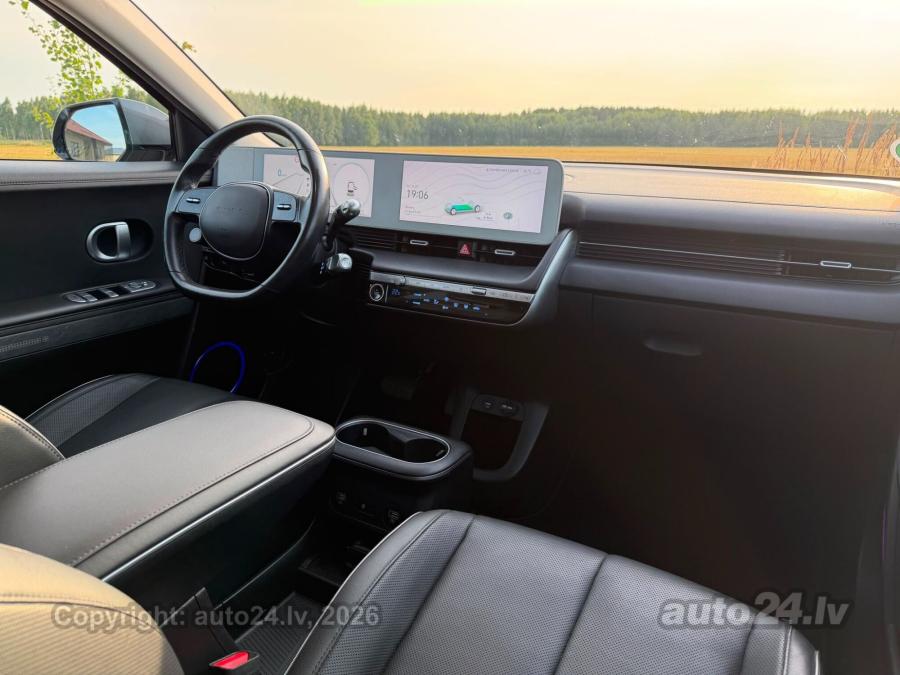 Серый Хендай Ioniq 5 2023 в Тарту, объемом двигателя 0.00 л и пробегом 43 тыс. км за 33500 €, фото 12 на AUTOMOTO.COM.LV