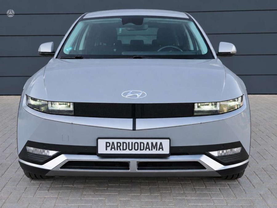 Grey Hyundai Ioniq 5 2023 in Vilnius, with an engine capacity of 0.00 L and mileage of 62 thousand km for 28550 €, photo 6 on AUTOMOTO.COM.LV