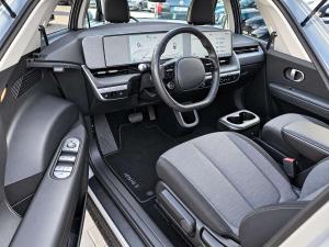Grey Hyundai Ioniq 5 2023 in Vilnius, with an engine capacity of 0.00 L and mileage of 62 thousand km for 28550 €, photo 8 on AUTOMOTO.COM.LV