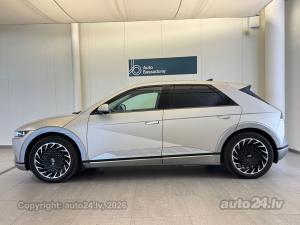Pelēks Hyundai Ioniq 5 2025 Tallina, ar dzinēja tilpumu 0.00 L un nobraukumu 31 tūkst. km par 42900 €, foto 3 vietnē AUTOMOTO.COM.LV