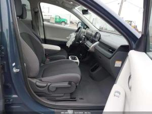 Pelēks Hyundai Ioniq 5 2021 Viļņa, ar dzinēja tilpumu 0.00 L un nobraukumu 328 tūkst. km par 13300 €, foto 6 vietnē AUTOMOTO.COM.LV