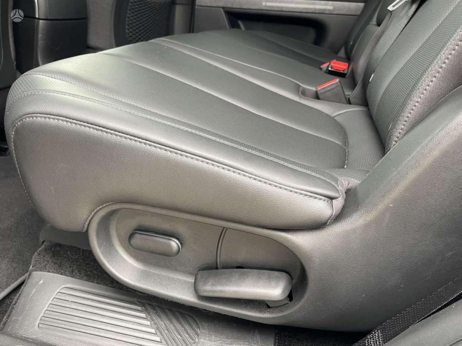 Hyundai Ioniq 5 2021 Viļņa, ar dzinēja tilpumu 0.00 L un nobraukumu 136 tūkst. km par 27900 €, foto 18 vietnē AUTOMOTO.COM.LV