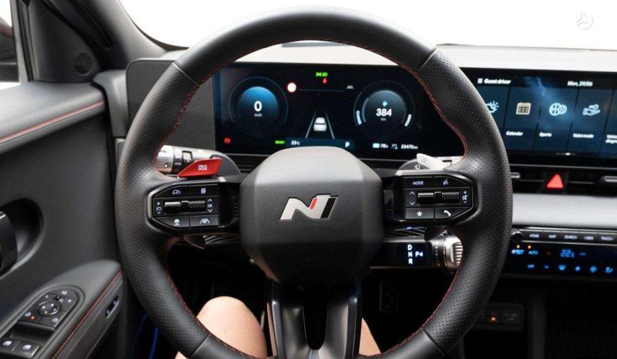 Sarkans Hyundai Ioniq 5 2025 Viļņa, ar dzinēja tilpumu 0.00 L un nobraukumu 24 tūkst. km par 44950 €, foto 22 vietnē AUTOMOTO.COM.LV