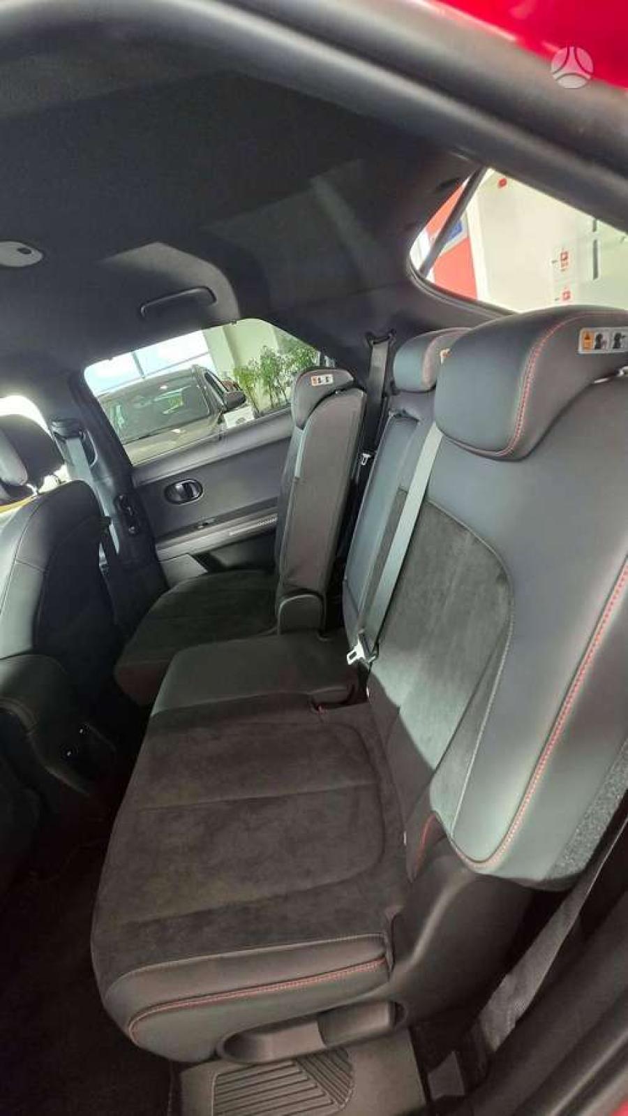 Sarkans Hyundai Ioniq 5 2026 Kauņa, ar dzinēja tilpumu 0.00 L un nobraukumu 0 tūkst. km par 59999 €, foto 37 vietnē AUTOMOTO.COM.LV