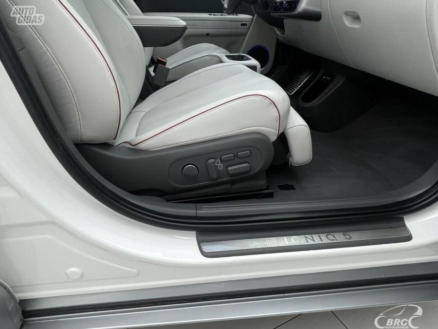 Белый Хендай Ioniq 5 2021 в Авиженяй, объемом двигателя 0.00 л и пробегом 68 тыс. км за 24900 €, фото 7 на AUTOMOTO.COM.LV