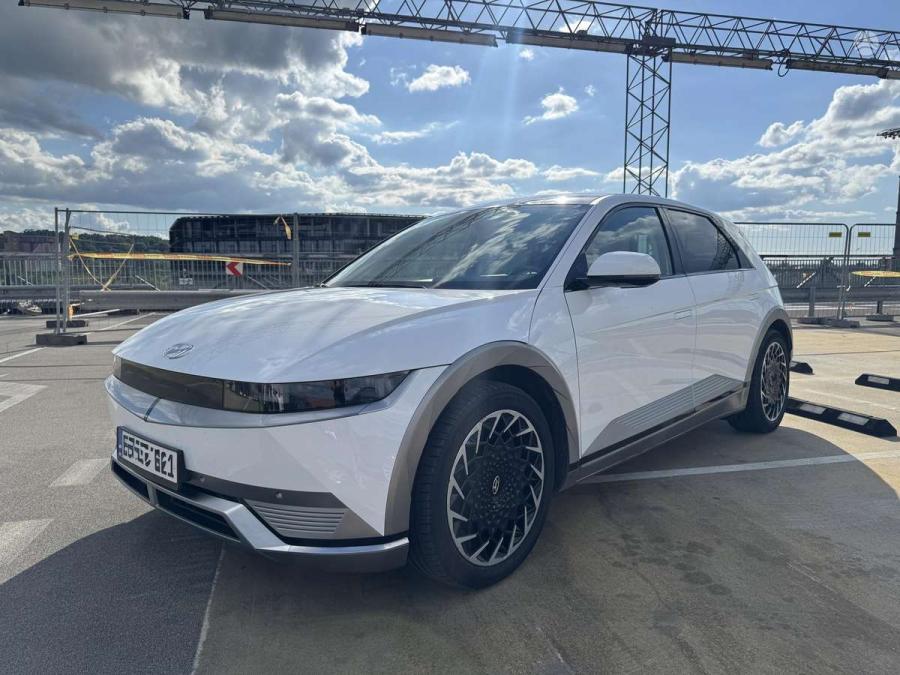 Белый Хендай Ioniq 5 2021 в Каунас, объемом двигателя 0.00 л и пробегом 77 тыс. км за 26200 €, фото 7 на AUTOMOTO.COM.LV