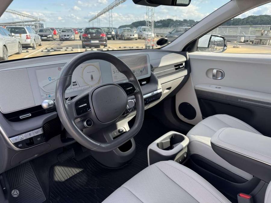 Белый Хендай Ioniq 5 2021 в Каунас, объемом двигателя 0.00 л и пробегом 77 тыс. км за 26200 €, фото 8 на AUTOMOTO.COM.LV