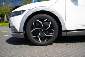 Белый Хендай Ioniq 5 2023 в Вильнюс, объемом двигателя 0.00 л и пробегом 53 тыс. км за 32000 €, фото 8 на AUTOMOTO.COM.LV