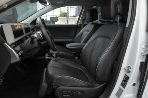 Белый Хендай Ioniq 5 2023 в Вильнюс, объемом двигателя 0.00 л и пробегом 53 тыс. км за 32000 €, фото 9 на AUTOMOTO.COM.LV