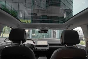 Белый Хендай Ioniq 5 2023 в Вильнюс, объемом двигателя 0.00 л и пробегом 53 тыс. км за 32000 €, фото 13 на AUTOMOTO.COM.LV