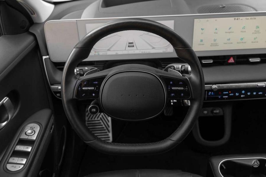 Белый Хендай Ioniq 5 2023 в Вильнюс, объемом двигателя 0.00 л и пробегом 53 тыс. км за 32000 €, фото 15 на AUTOMOTO.COM.LV