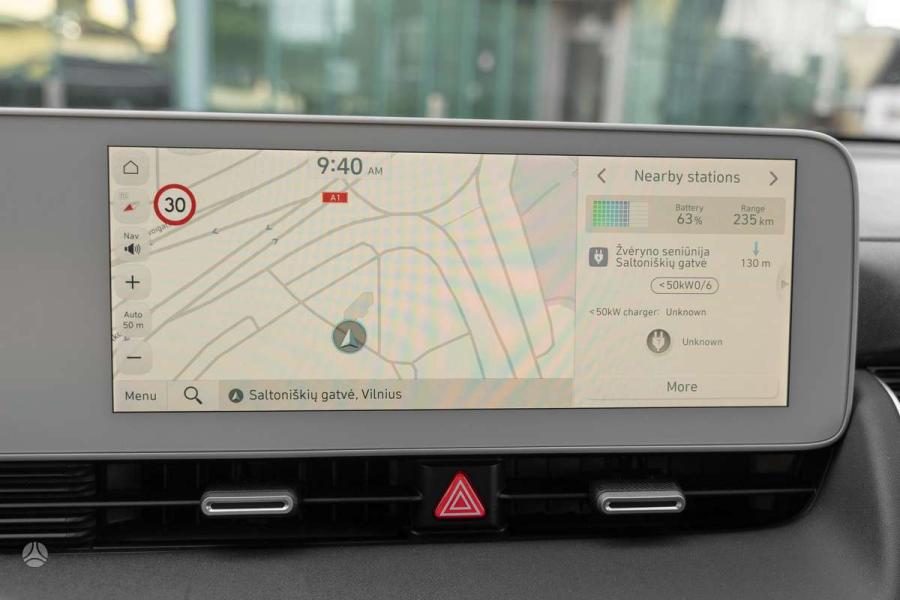 Белый Хендай Ioniq 5 2023 в Вильнюс, объемом двигателя 0.00 л и пробегом 53 тыс. км за 32000 €, фото 22 на AUTOMOTO.COM.LV