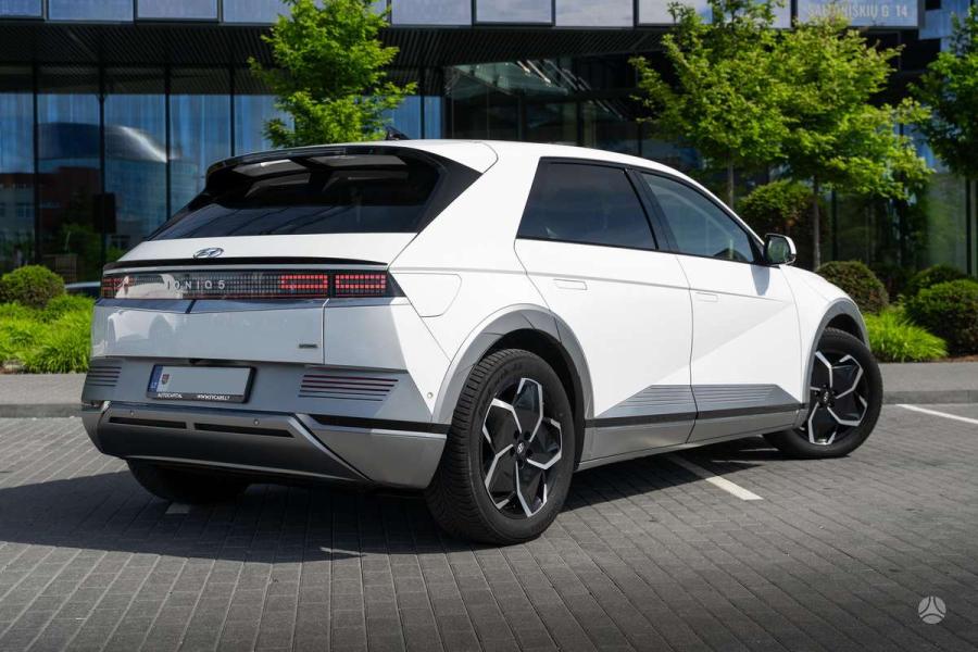 Белый Хендай Ioniq 5 2024 в Вильнюс, объемом двигателя 0.00 л и пробегом 33 тыс. км за 37990 €, фото 10 на AUTOMOTO.COM.LV