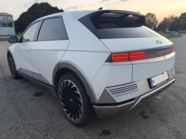 Белый Хендай Ioniq 5 2024 в Каунас, объемом двигателя 0.00 л и пробегом 44 тыс. км за 38500 €, фото 4 на AUTOMOTO.COM.LV