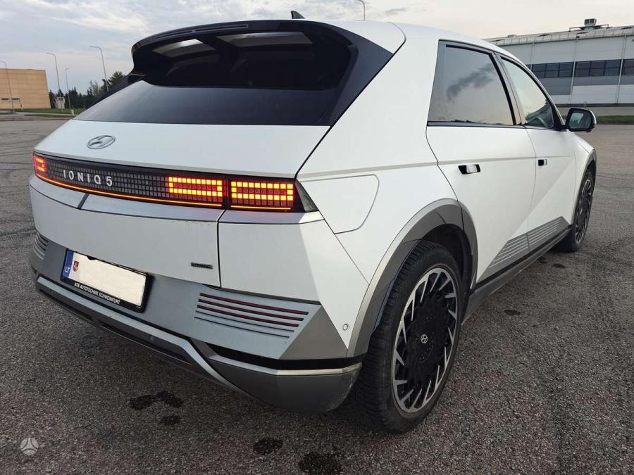 Белый Хендай Ioniq 5 2024 в Каунас, объемом двигателя 0.00 л и пробегом 44 тыс. км за 38500 €, фото 5 на AUTOMOTO.COM.LV