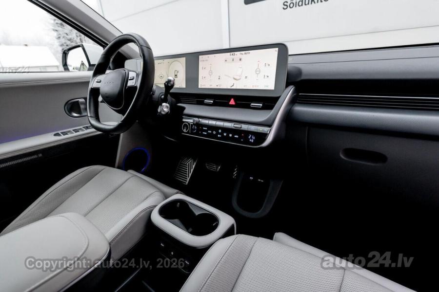 Balts Hyundai Ioniq 5 2023 Pērnava, ar dzinēja tilpumu 0.00 L un nobraukumu 47 tūkst. km par 32900 €, foto 16 vietnē AUTOMOTO.COM.LV