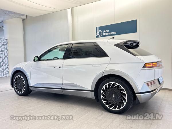 Белый Хендай Ioniq 5 2023 в Таллин, объемом двигателя 0.00 л и пробегом 43 тыс. км за 37900 €, фото 4 на AUTOMOTO.COM.LV
