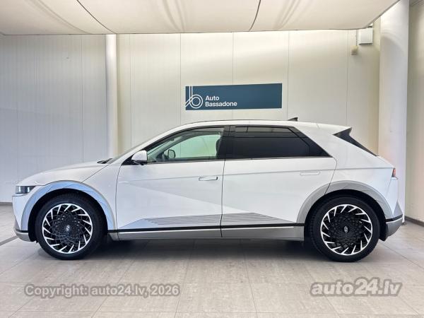 Белый Хендай Ioniq 5 2023 в Таллин, объемом двигателя 0.00 л и пробегом 43 тыс. км за 37900 €, фото 5 на AUTOMOTO.COM.LV
