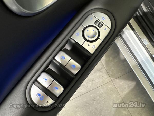 Белый Хендай Ioniq 5 2023 в Таллин, объемом двигателя 0.00 л и пробегом 43 тыс. км за 37900 €, фото 9 на AUTOMOTO.COM.LV