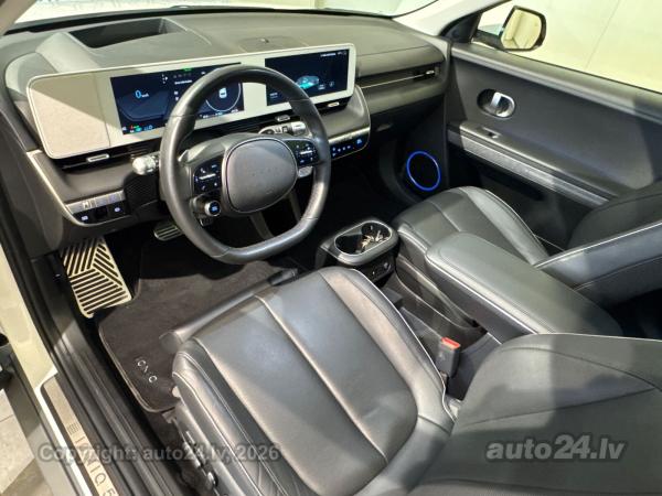 Белый Хендай Ioniq 5 2023 в Таллин, объемом двигателя 0.00 л и пробегом 43 тыс. км за 37900 €, фото 10 на AUTOMOTO.COM.LV