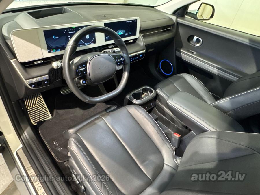 Balts Hyundai Ioniq 5 2023 Tallina, ar dzinēja tilpumu 0.00 L un nobraukumu 43 tūkst. km par 37900 €, foto 11 vietnē AUTOMOTO.COM.LV
