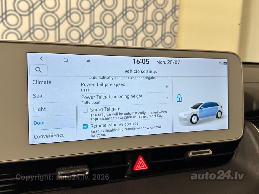 Balts Hyundai Ioniq 5 2023 Tallina, ar dzinēja tilpumu 0.00 L un nobraukumu 43 tūkst. km par 37900 €, foto 24 vietnē AUTOMOTO.COM.LV