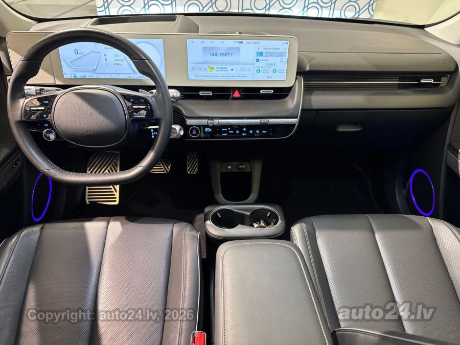 Balts Hyundai Ioniq 5 2023 Tallina, ar dzinēja tilpumu 0.00 L un nobraukumu 43 tūkst. km par 37900 €, foto 29 vietnē AUTOMOTO.COM.LV