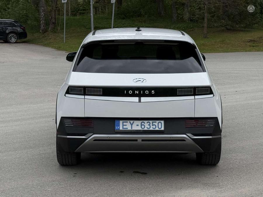 Balts Hyundai Ioniq 5 2023 Jūrmala, ar dzinēja tilpumu 0.00 L un nobraukumu 35 tūkst. km par 29950 €, foto 14 vietnē AUTOMOTO.COM.LV