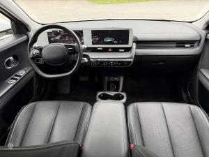 Balts Hyundai Ioniq 5 2023 Jūrmala, ar dzinēja tilpumu 0.00 L un nobraukumu 35 tūkst. km par 29950 €, foto 24 vietnē AUTOMOTO.COM.LV