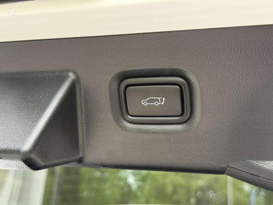 Balts Hyundai Ioniq 5 2023 Jūrmala, ar dzinēja tilpumu 0.00 L un nobraukumu 35 tūkst. km par 29950 €, foto 28 vietnē AUTOMOTO.COM.LV
