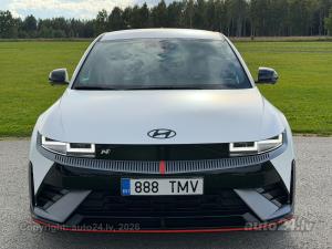 White Hyundai Ioniq 5 2025 in Tartu, with an engine capacity of 0.00 L and mileage of 20 thousand km for 52500 €, photo 6 on AUTOMOTO.COM.LV